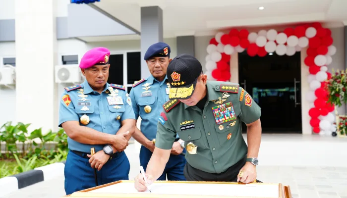Panglima TNI Resmikan Gedung Trisula Denjaka dan Serahkan Ransus Mobile ...